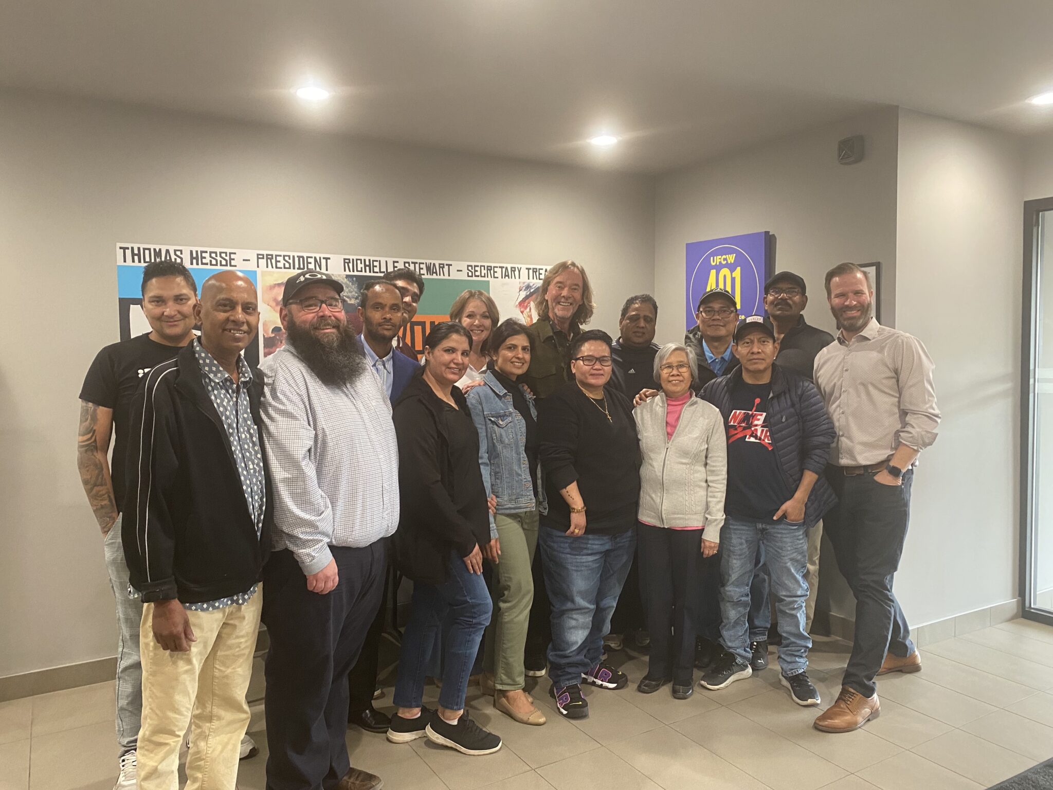 Fighting for our new Maple Leaf Members in Edmonton! | UFCW Local 401